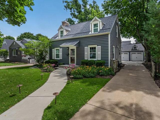 134 N 91st Pl, Milwaukee, WI 53226