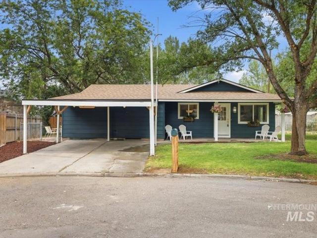 134 N 25th St, Nampa, ID 83687