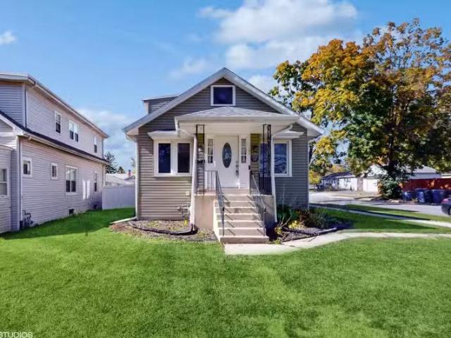 134 N Addison Rd, Villa Park, IL 60181 MLS 12186843
