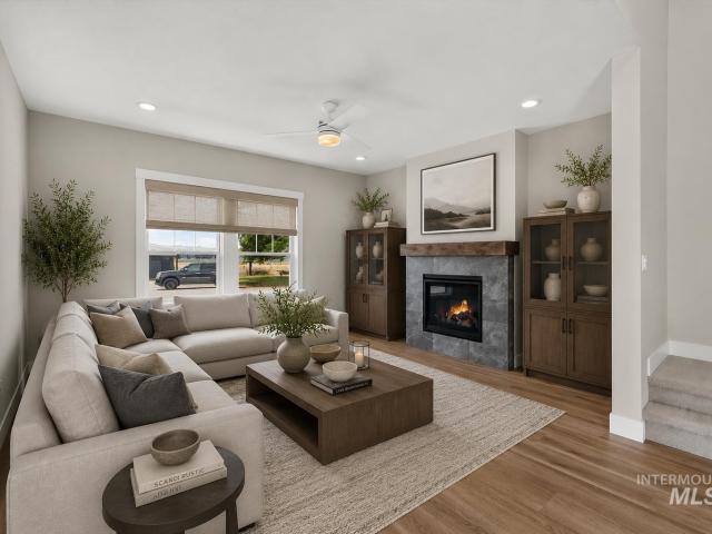 134 N Edgewood Ln
