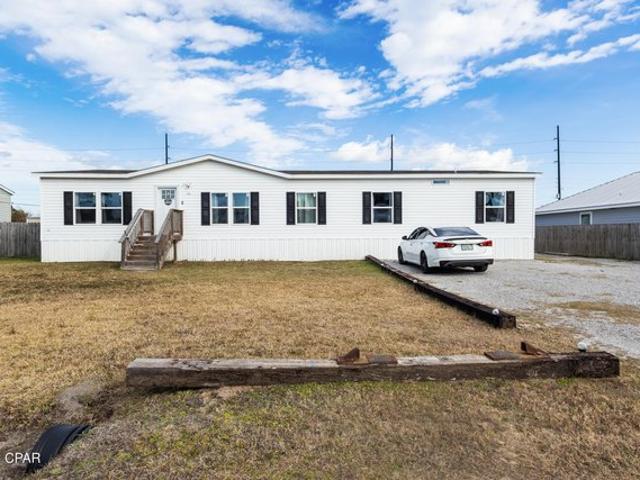 134 N Larry Dr, Panama City, FL 32404