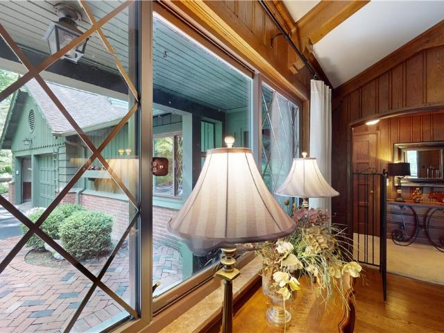 134 N Revere Road