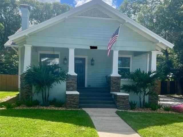 134 N Stone St, Deland, FL 32720