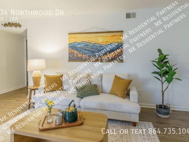 134 Northwood Drive – Newly Renovated Apartment