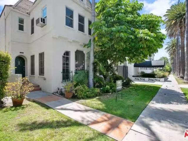 134 S PALM DR, BEVERLY HILLS, CA 90212