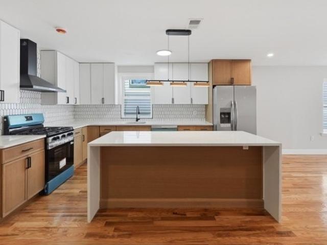 134 Shepard Ave, East Orange, NJ 07018