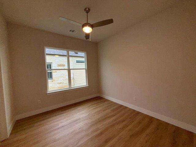134 Pinehurst St, Meadowlakes, TX 78654
