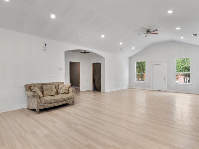 134 Plumeria Dr