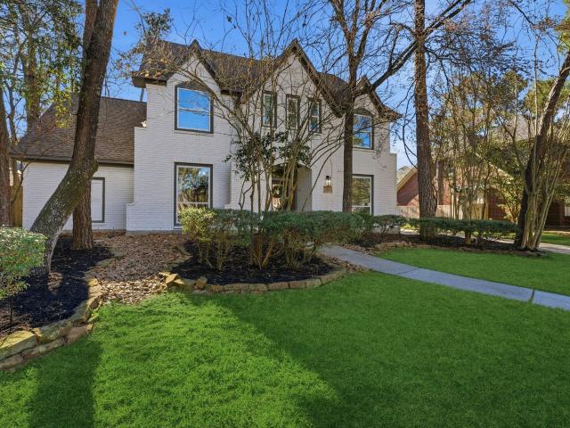 134 Quiet Oak Circle