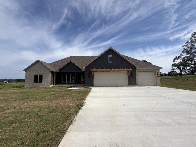 134 Republican Loop, Greenbrier, AR 72058