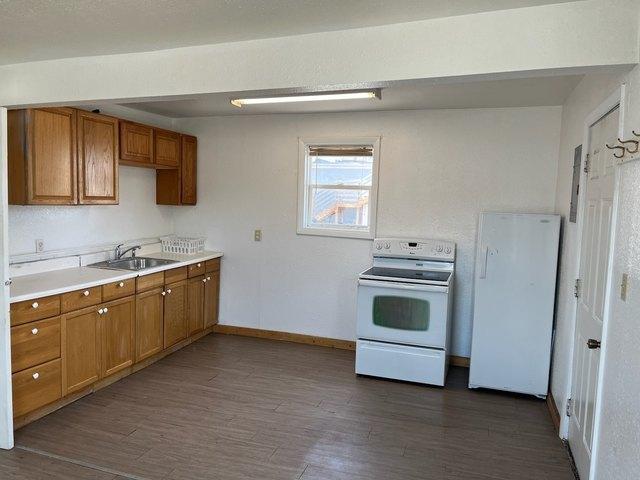 134 W Dawson Ave, Shelby, MT 59474