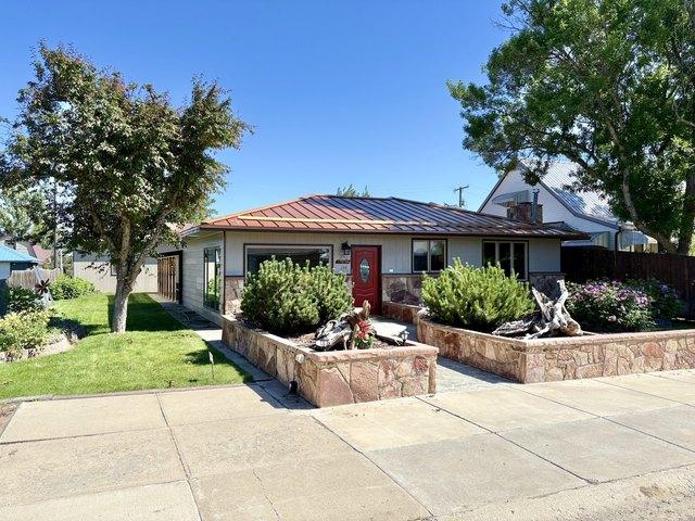 134 W Quincy Ave, Chester, MT 59522