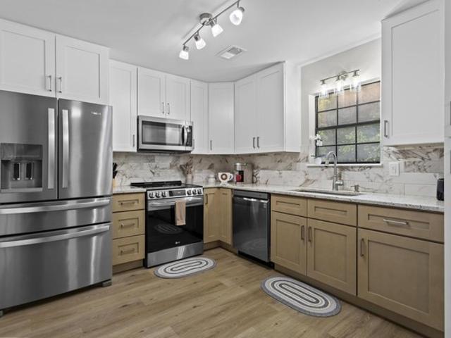 134 Woodberry Ct, Woodstock, GA 30188