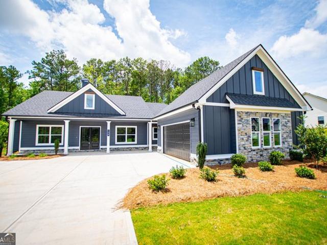 134 Woodford Dr, Roopville, GA 30170