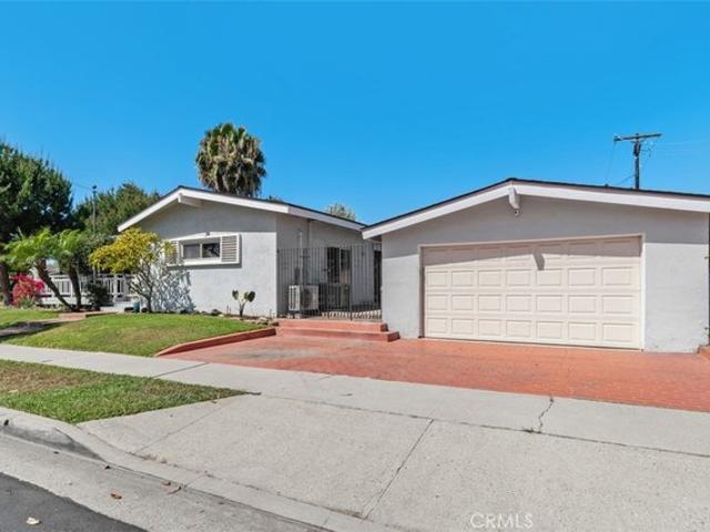 13543 Biola Ave, La Mirada, CA 90638
