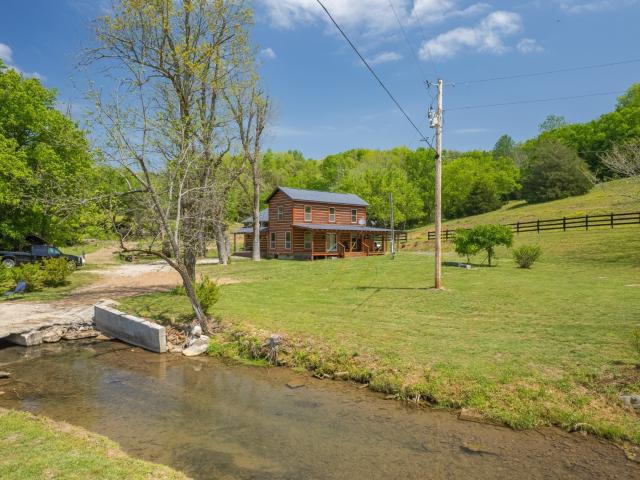 13546 Campbellsville Rd