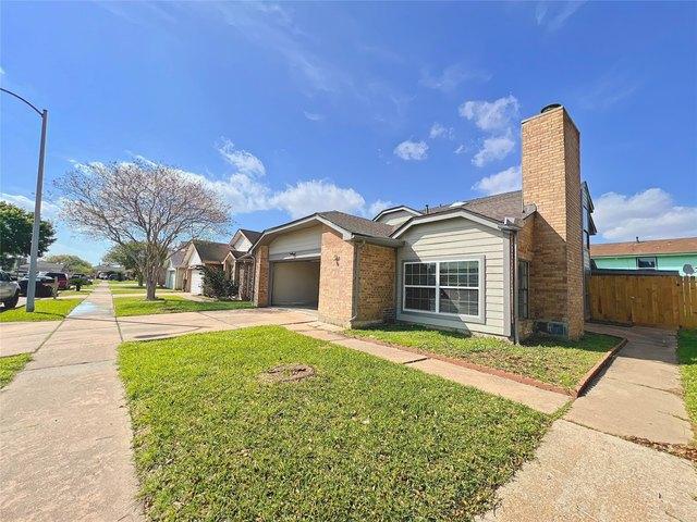 13546 Portobello Dr, Houston, TX 77083