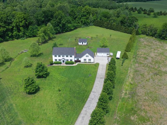1354 Hickory Trail