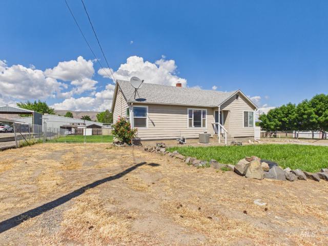 1354 Pound Ln