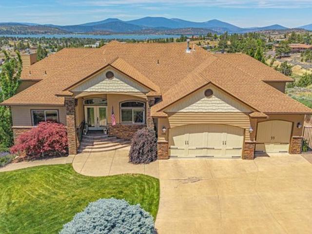 1354 Ridgecrest Dr, Klamath Falls, OR 97601