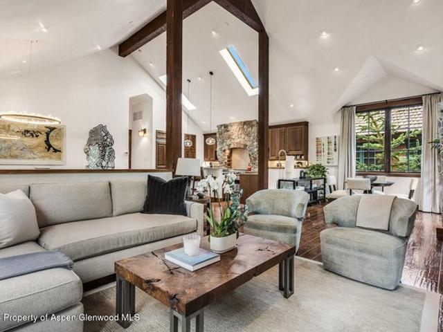 1354 Sierra Vista Dr Unit A, Aspen, CO 81611