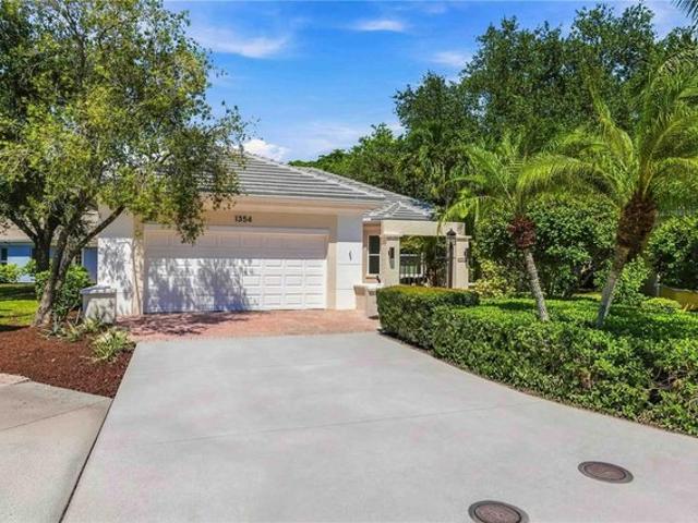 1354 Tearose Pl, Sarasota, FL 34239