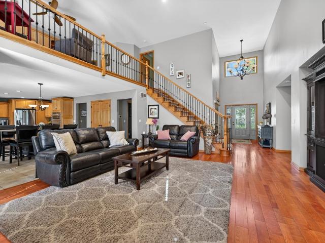 1354 University Drive
