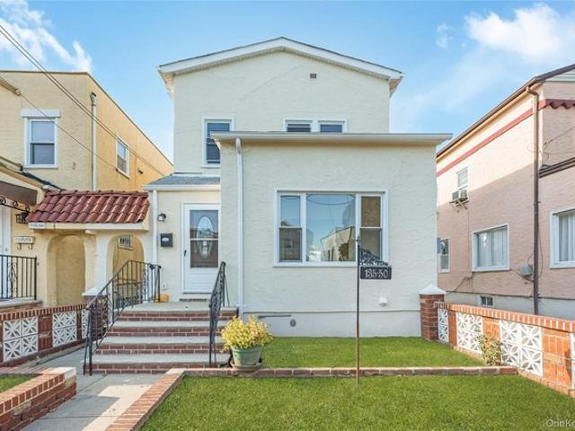 13550 th St, Rosedale, NY 11422