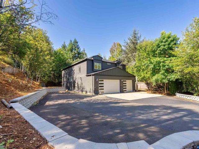13550 SE Clatsop St, Happy Valley, OR 97086