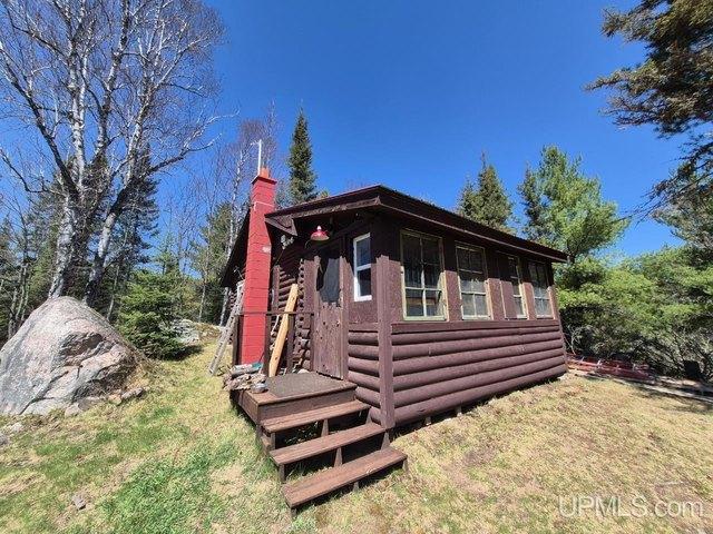 13551 County Road CS, Ishpeming, MI 49849