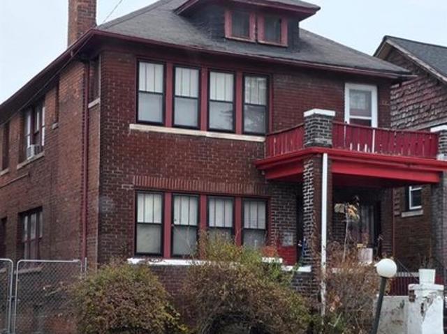 13551 Santa Rosa Dr, Detroit, MI 48238