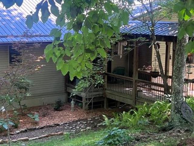 1355 Moonshine Mountain Rd Unit 32, Burnsville, NC 28714