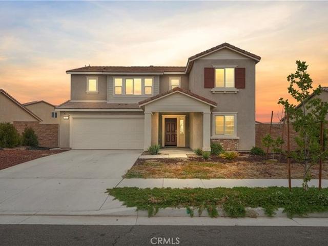 1355 Monument St, Hemet, CA 92543