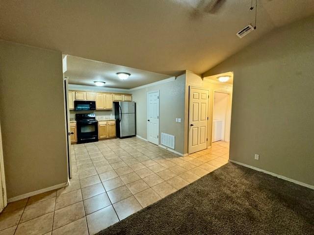 1355 N Oakland Avenue 8