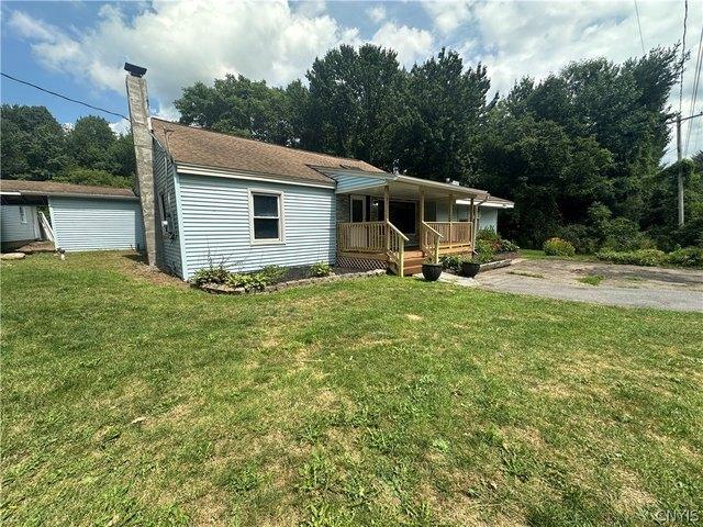 1355 Church Rd, Baldwinsville, NY 13027