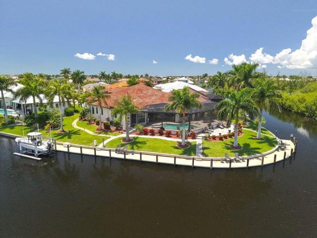 1355 Grebe Dr, Punta Gorda, FL 33950