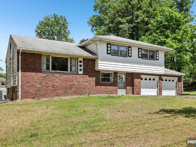 1355 Ratzer Road