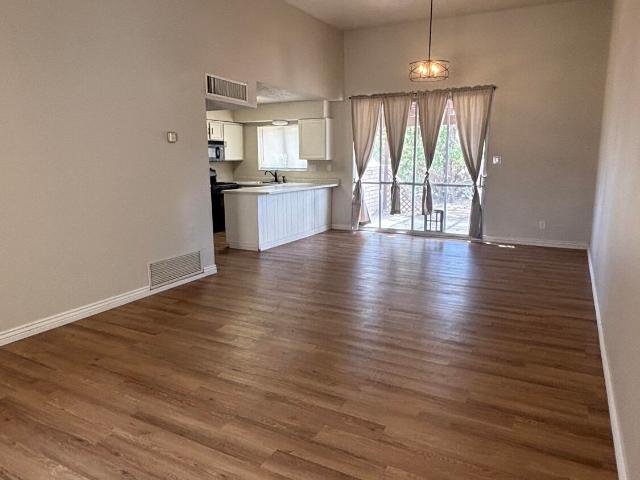 1355 Rio Rancho Boulevard SE APT B