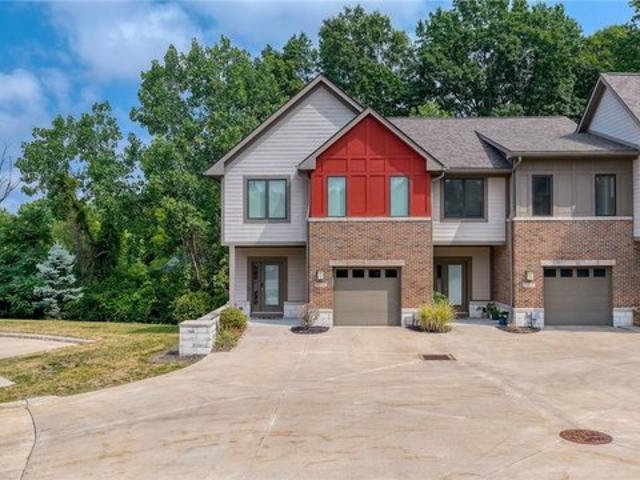 1355 Slate Ct, Cleveland Heights, OH 44118