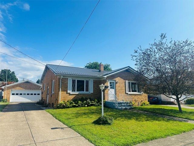 1355 W 33rd St, Erie, PA 16508