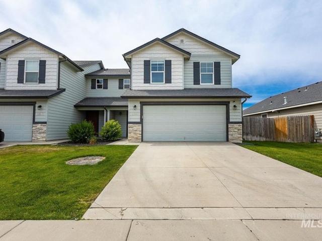 13567 Palm Beach Dr, Caldwell, ID 83607