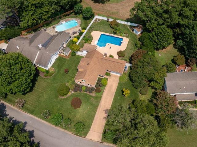 1356 Baycliff DR