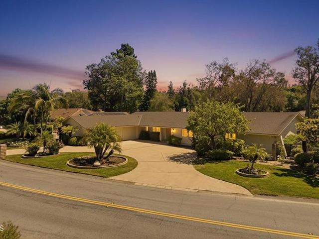 1356 Fairway Dr, Camarillo, CA 93010