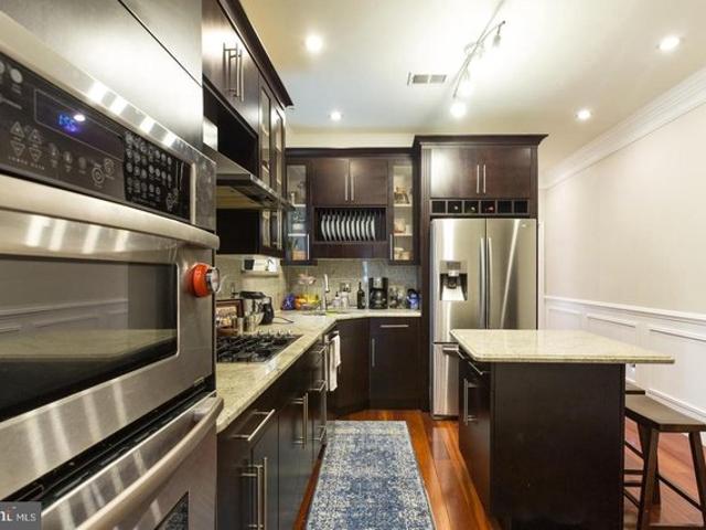 1356 South St Unit 3, Philadelphia, PA 19147