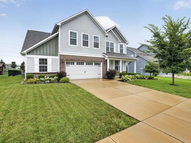 13570 Longrise Ln, Fishers, IN 46037