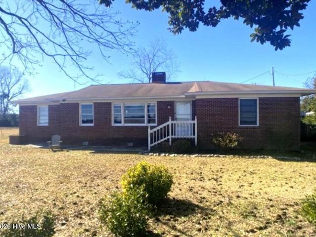 13570 N Lake Rd, Engelhard, NC 27824