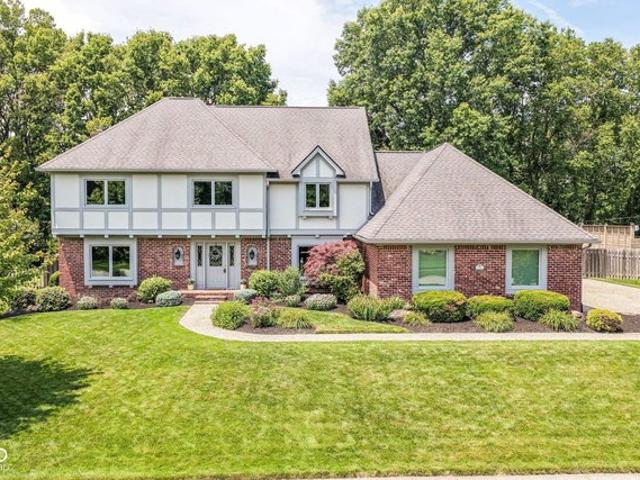 13572 Dallas Dr, Carmel, IN 46033
