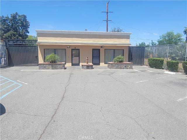 13575 Magnolia Ave, Corona, CA 92879 | MLS #IV26026 | Compass