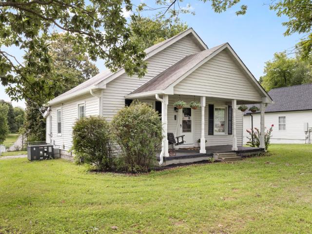 1357 Main St