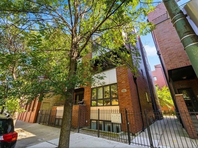 1357 N Noble St Apt 4, Chicago, IL 60642